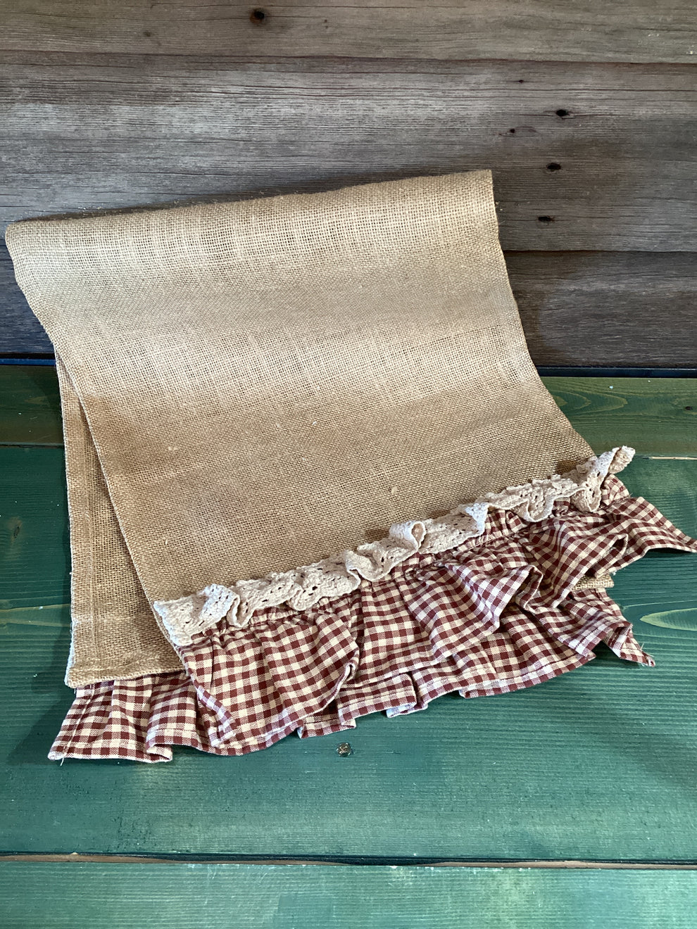 Burlap Runner w/ Burgandy – The Secret Garden